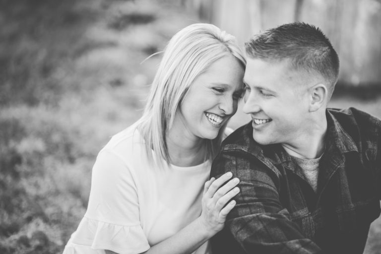 Erin & Jon | Springfield, IL Spring Engagement Photographer - Kate ...