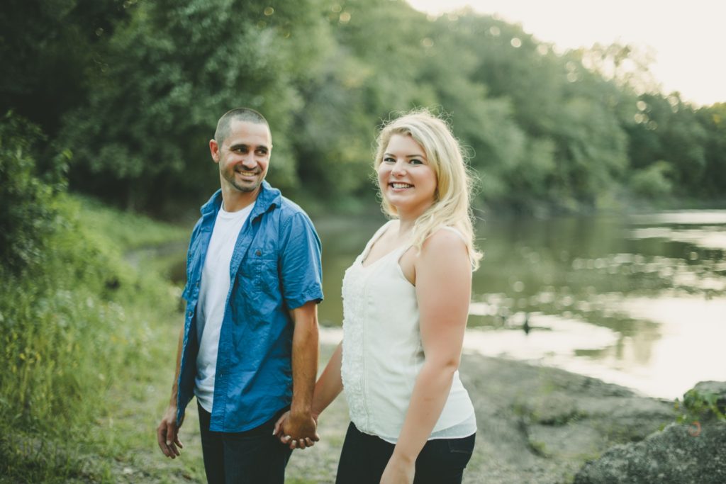 Taylor & Cameron | Springfield, IL Riverside Park Engagement ...