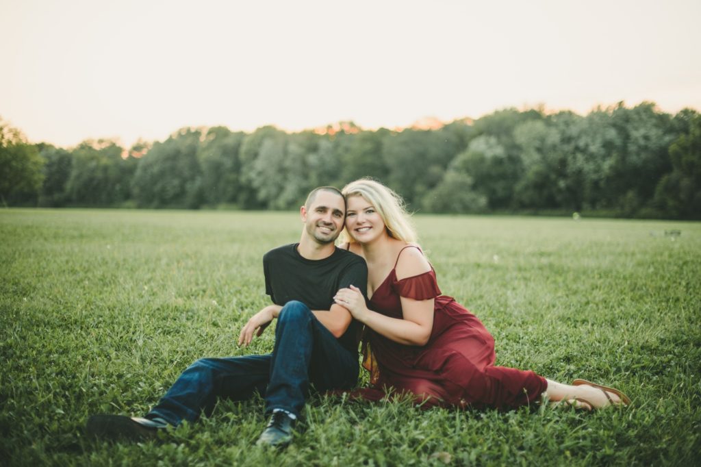 Taylor & Cameron | Springfield, IL Riverside Park Engagement ...