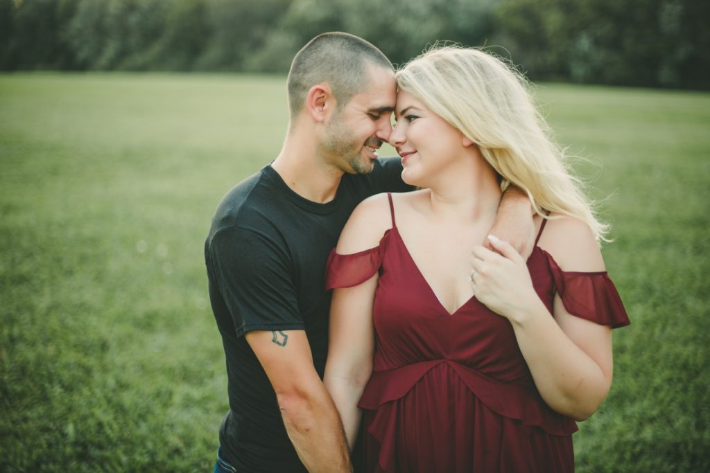Taylor & Cameron | Springfield, IL Riverside Park Engagement ...