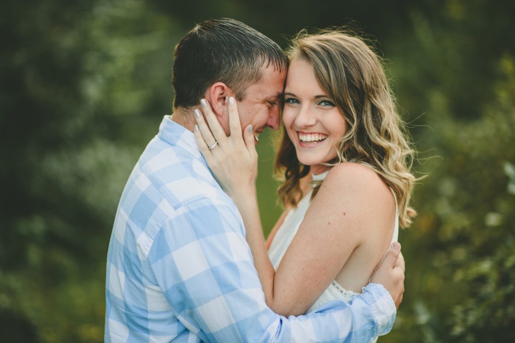 Becky & Richie | Springfield, IL Lake Engagement Photographer - Kate ...