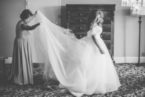 Emily & Cameron | Springfield, IL Ivory & Taupe Elegant Fall Wedding ...