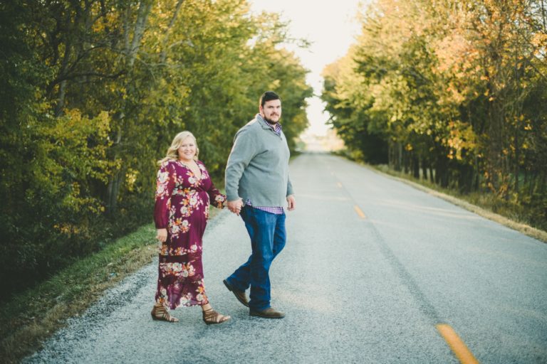 Jamie & Tommy | Loami, IL Nipper Creek Wildlife Park Engagement Session ...