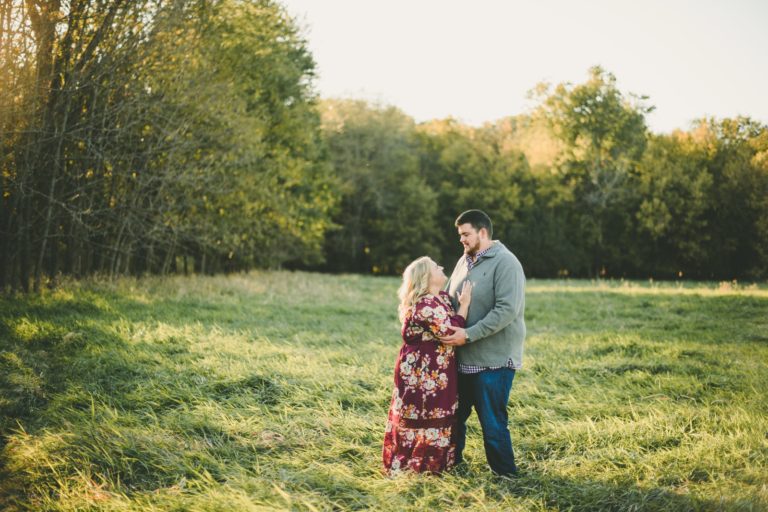 Jamie & Tommy | Loami, IL Nipper Creek Wildlife Park Engagement Session ...