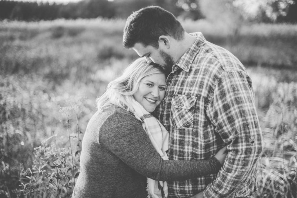 Jamie & Tommy | Loami, IL Nipper Creek Wildlife Park Engagement Session ...