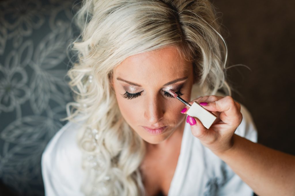 Lacey & Kyle | Artisan Building Springfield, IL Floral Boho Chic ...