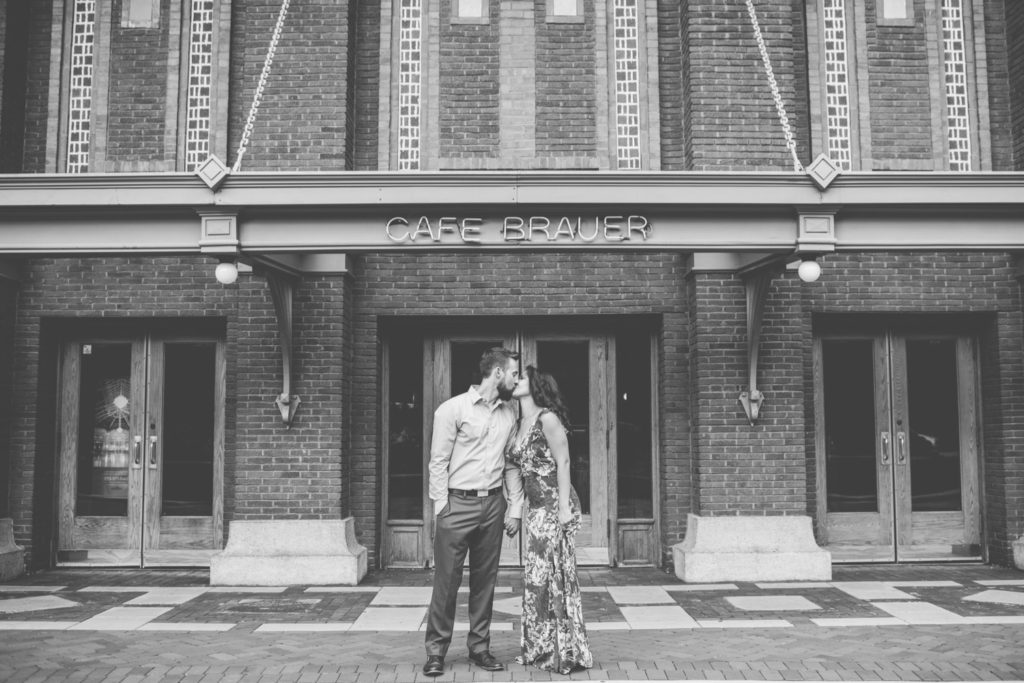 Jenny & Nick | Chicago, IL Lincoln Park Nature Boardwalk and Diversey ...