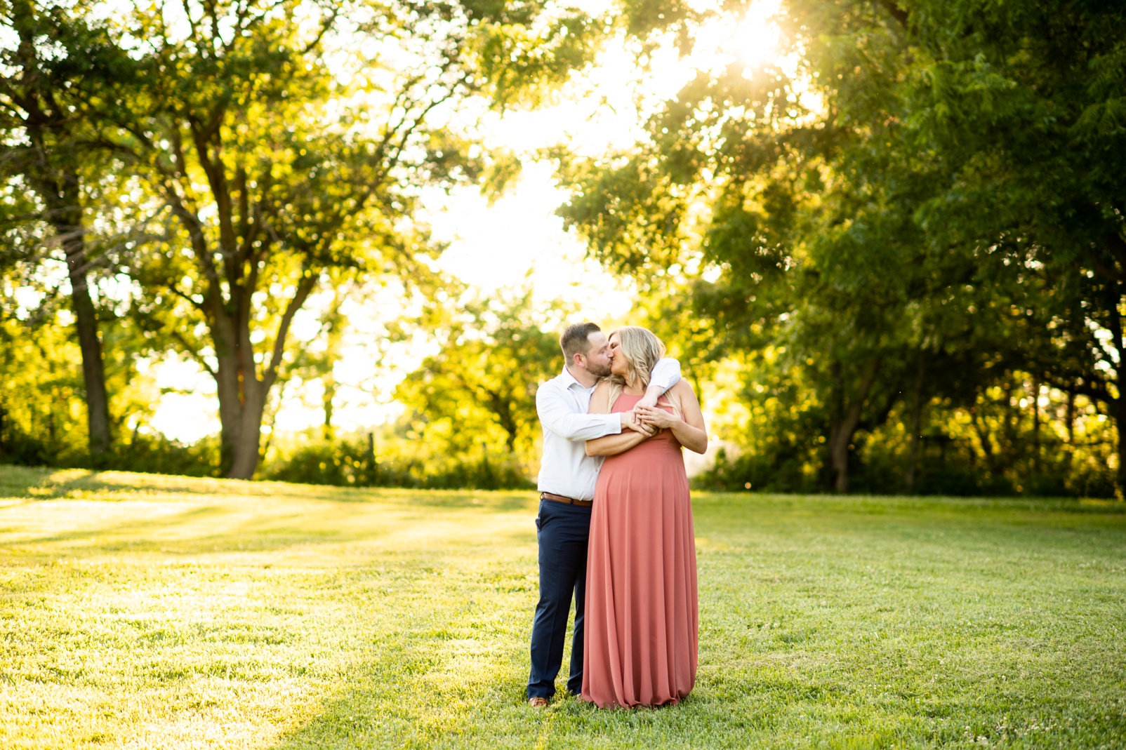 Alison & Sam | Lincoln Memorial Gardens Springfield, IL Summer ...