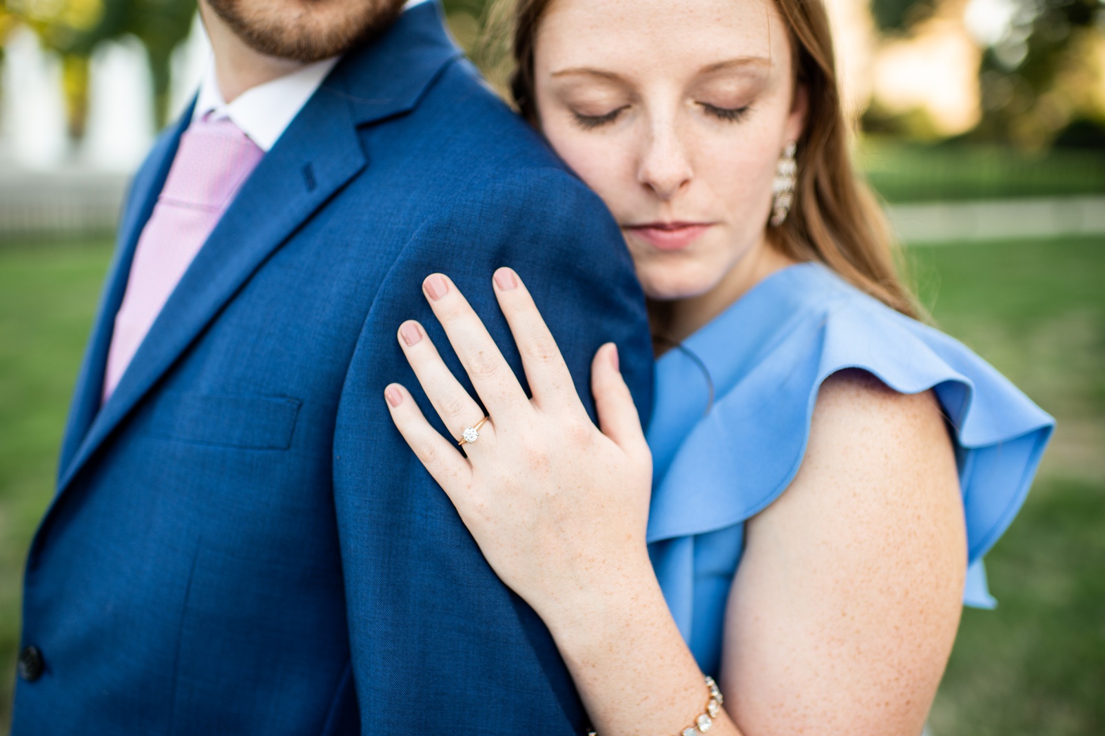 Rachel & Jared | Downtown Springfield, IL Engagement Photographer ...