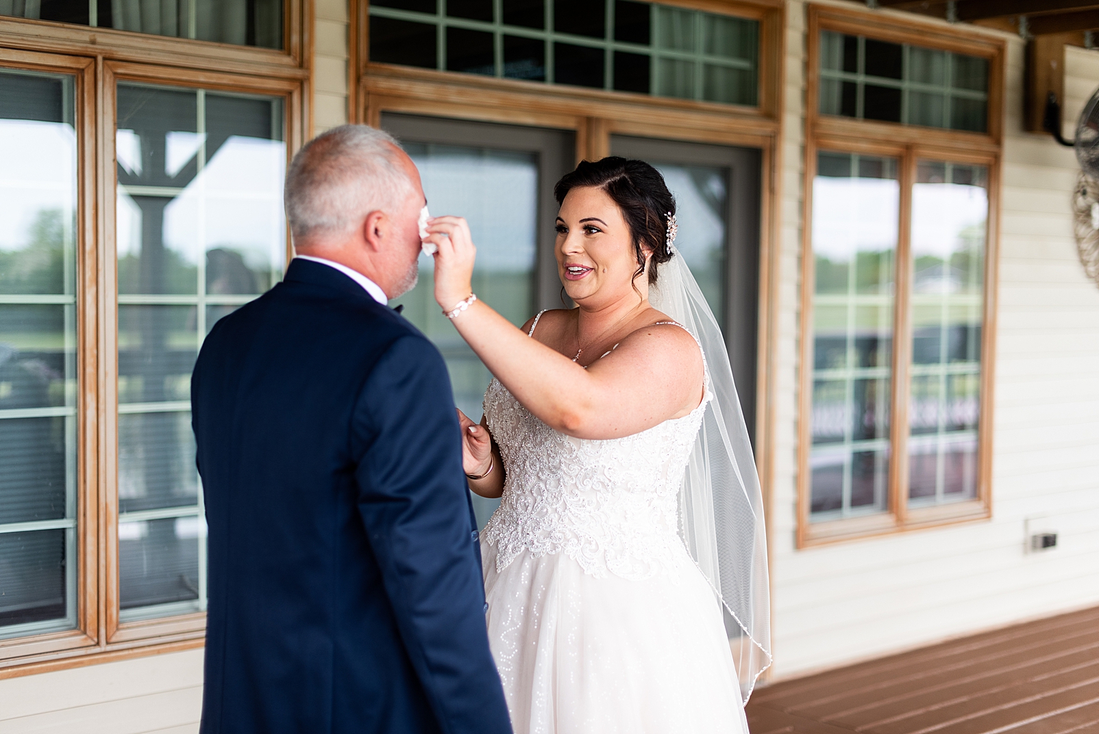 Jessica & Troy | Springfield, IL Sheedy Shores Winery Spring Wedding ...